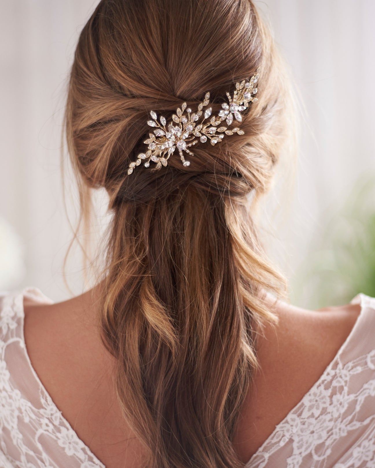 Portia Crystal Hair Clip - Shop Bridal Accessories | Dareth Colburn